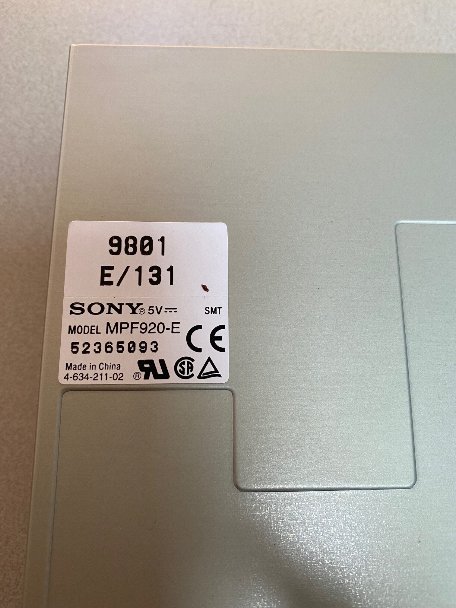 07119565 Floppy drive 3,5″ Sony MPF920-E 5Volt (used version) | MEQAP